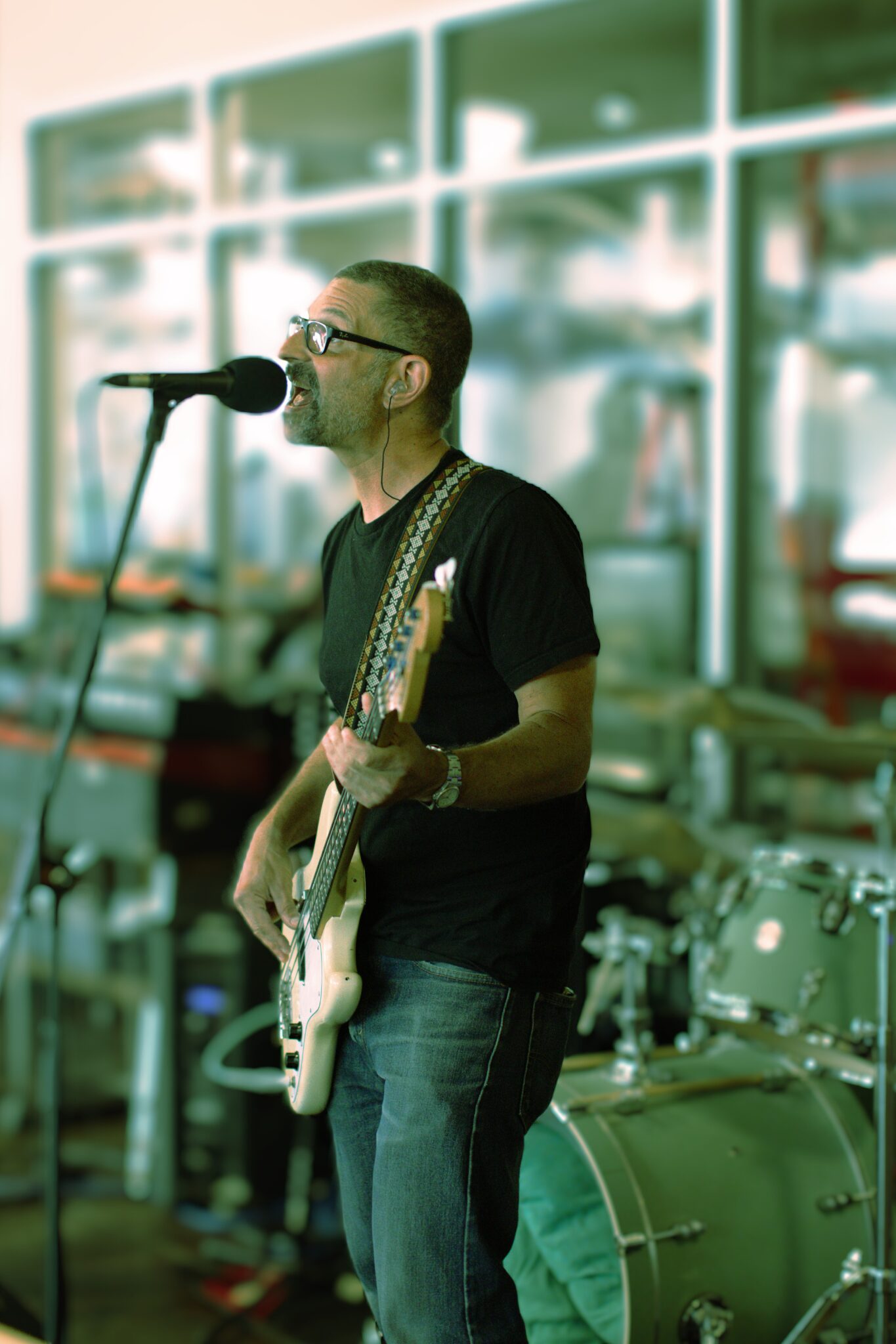 Home [www.goldenalexanderband.com]